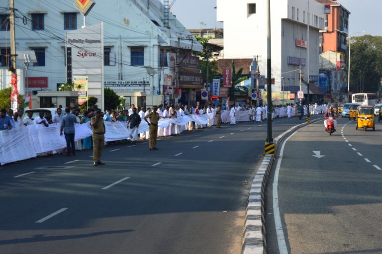 LONGEST-SIGNATURE-BANNER-asia-book-of-records-002