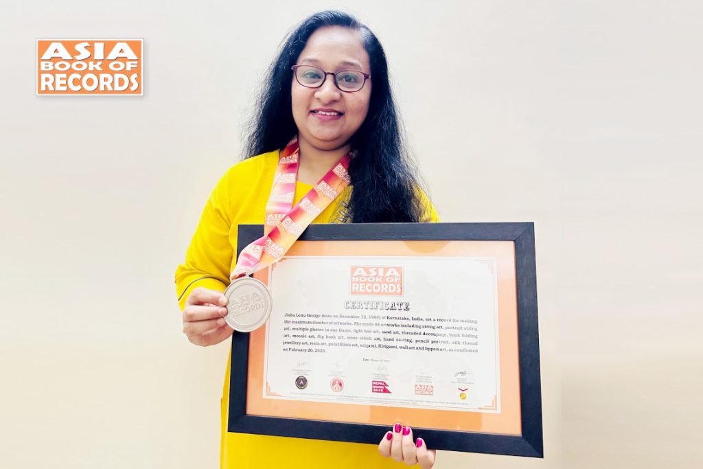 Maximum forms of artworks made by an individual - Asia Book of Records