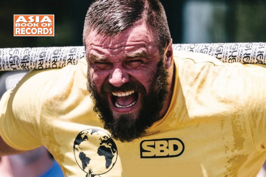 Fastest 20 m run lifting a 500 kg yoke - Asia Book of Records