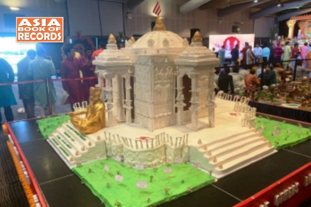 Largest eggless cake - Asia Book of Records