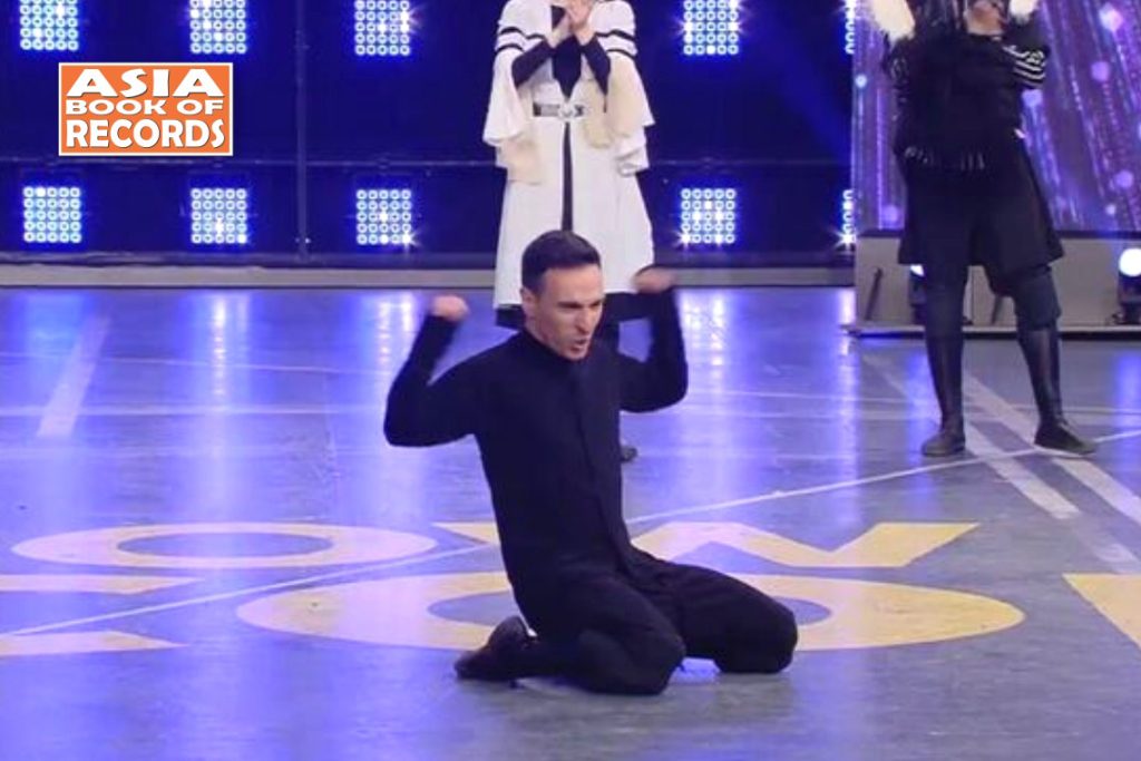 Maximum Rotating Kneeling Jumps In 30 Seconds Asia Book Of Records