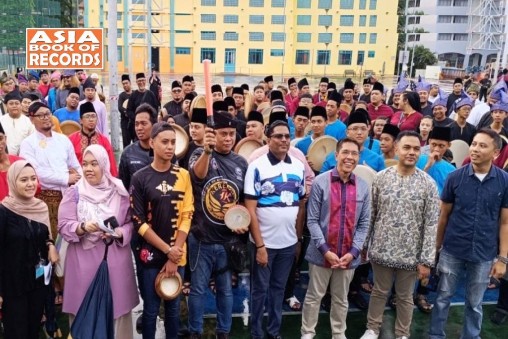 Largest Kompang ensemble - Asia Book of Records