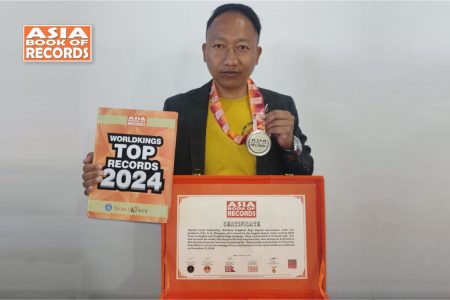 Longest Human Chain Recited Bible in English & Tangkhul Naga