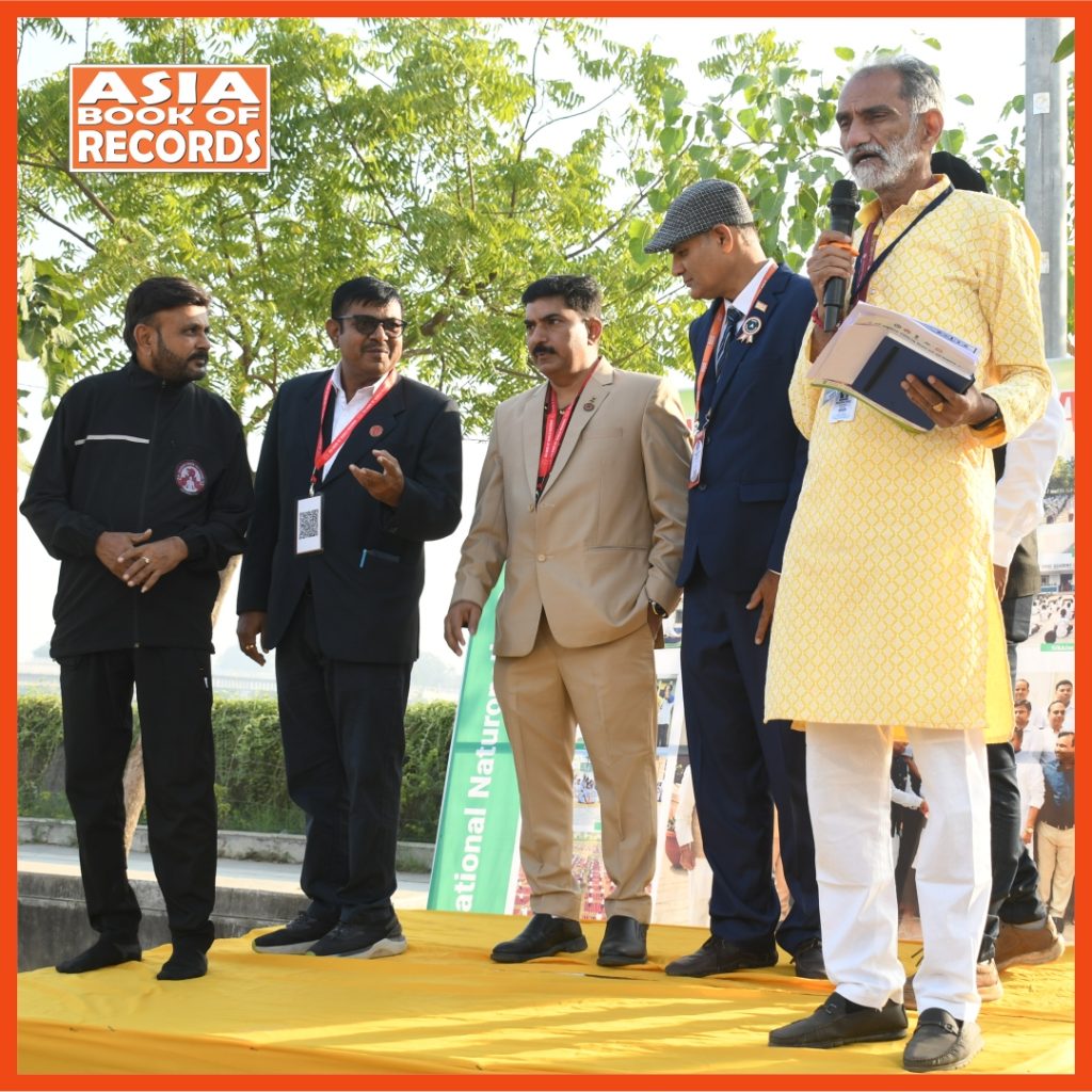 Maximum People Taking Sun Bath at a Venue